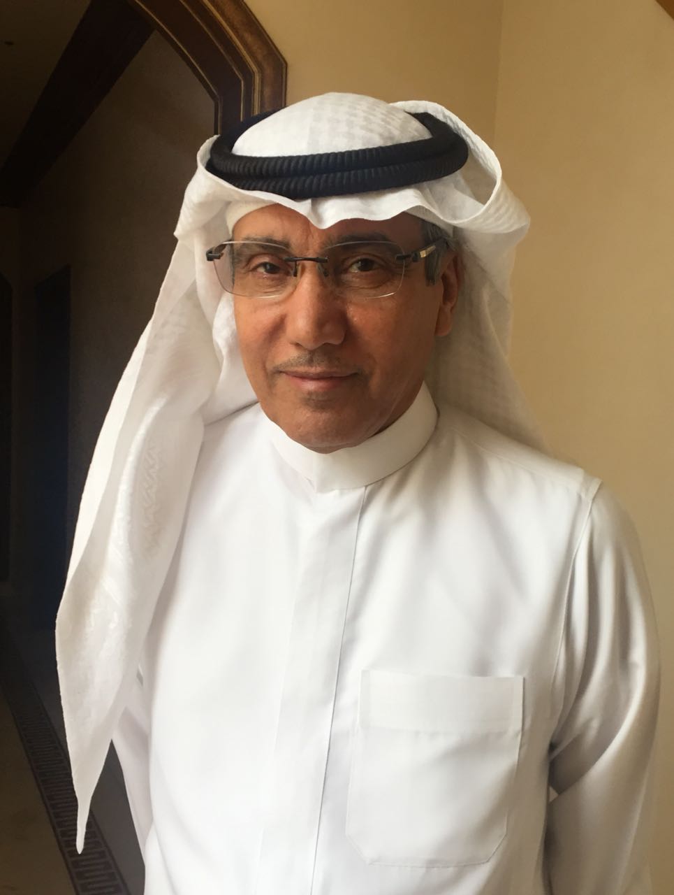 خادم الحرمين الشريفين الملك سلمان بن عبدالعزيز آل سعود الى اسرة البكري موقع عائلة البكري